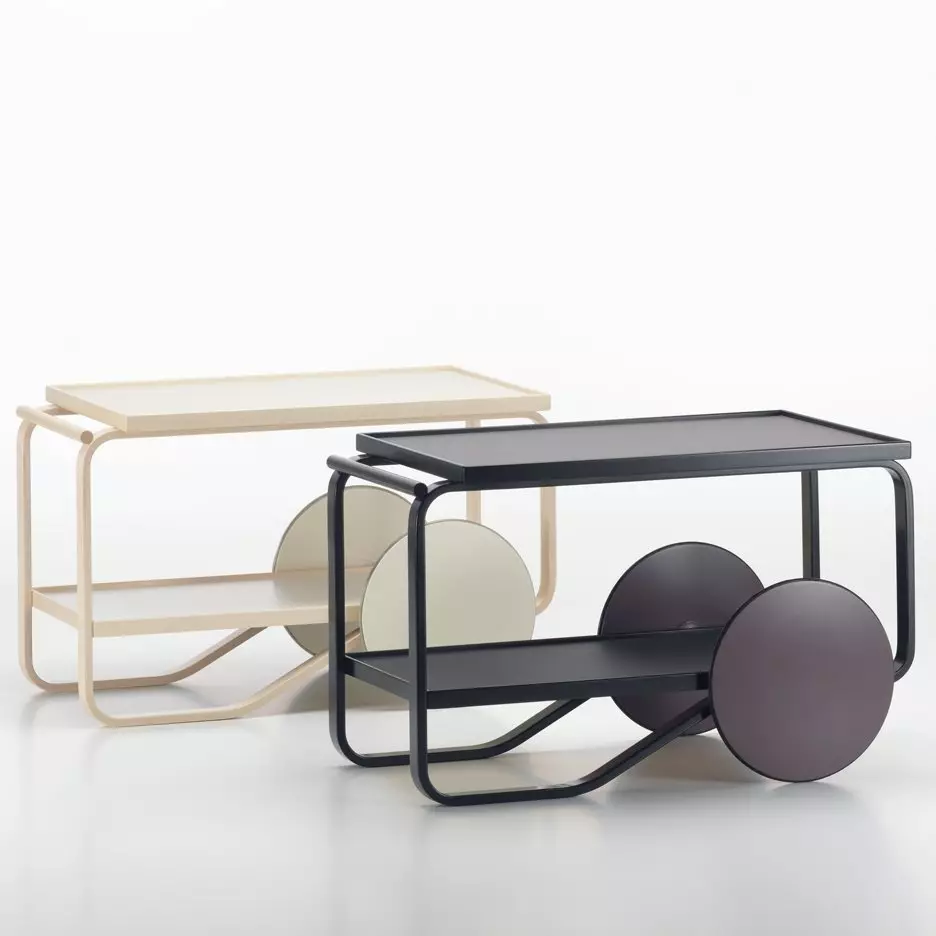 Alvar Aalto چای ټرالي د ارټیک لپاره د هیلا جونګیریوس لخوا بیا تشریح شوی