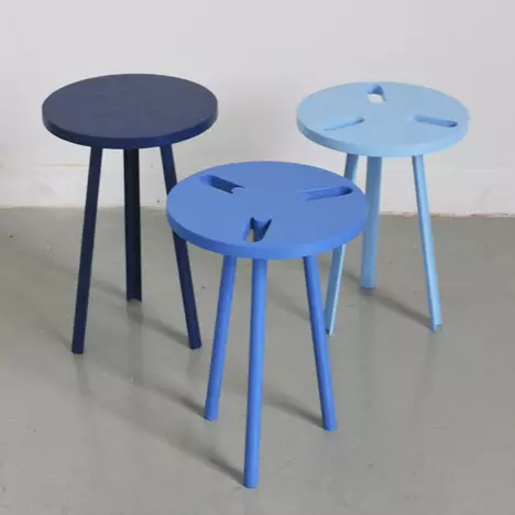 Modest Stool na Paul Menand