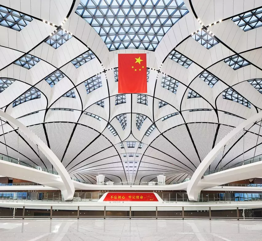 Aéroport international de Pékin Daxing par Zaha Hadid Architects