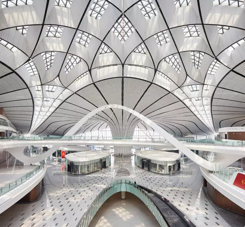 Aéroport international de Pékin Daxing par Zaha Hadid Architects