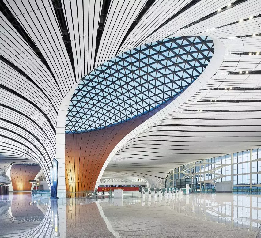 Aéroport international de Pékin Daxing par Zaha Hadid Architects