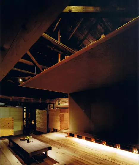 Wood Old House nke Tadashi Yoshimura Architects