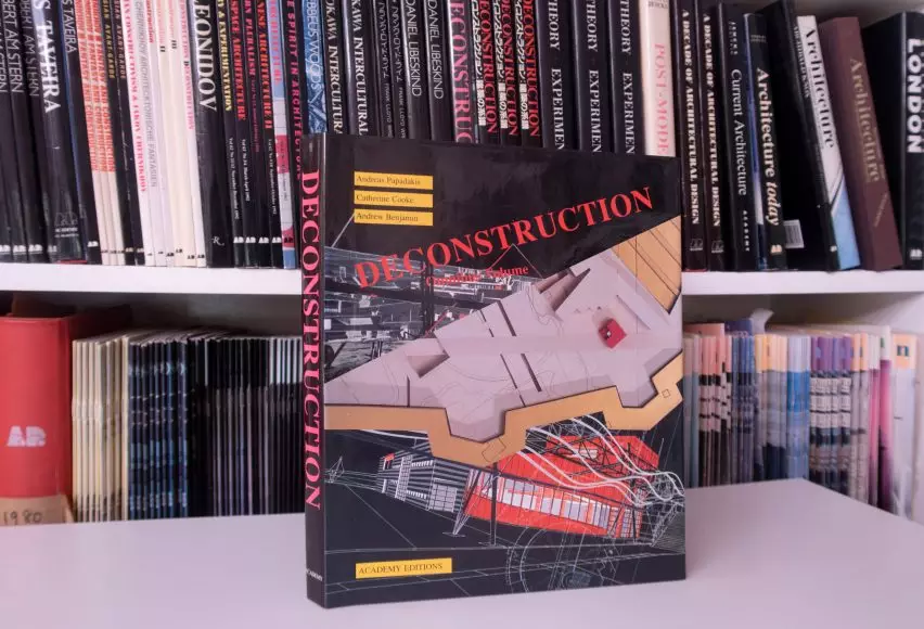 Dekonstrukcija – omnibus zvezek