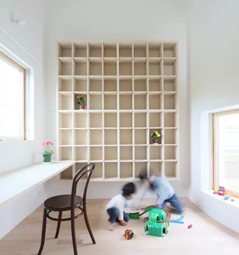 Haus in Kitakami von Nadamoto Yukiko Architects