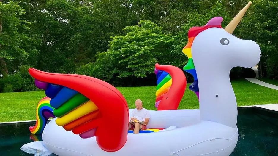 Norman Foster “Çigildem” bilen bäsleşmek üçin “Unicorn” diňiniň meýilnamalaryny mälim etdi