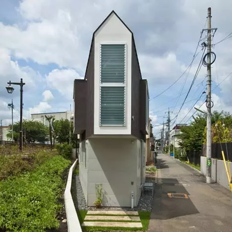 Rumah di Horinouchi oleh Mizuishi Architect Atelier