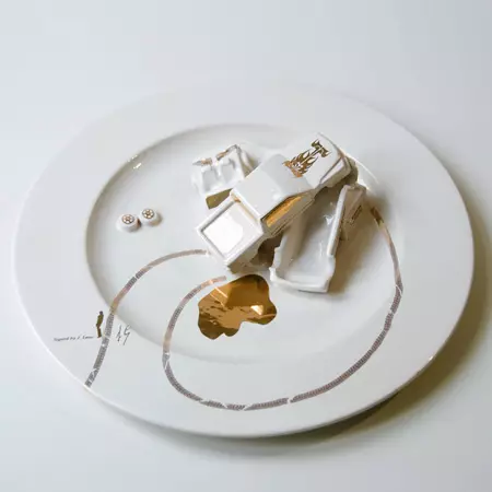 Tsib Hnub Qub Crockery los ntawm Judith Montens