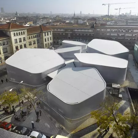 Mercat Temporal de Barceló de Nieto Sobejano Arquitectos