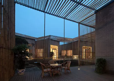 Bamboo Courtyard Teahouse yi-HWCD