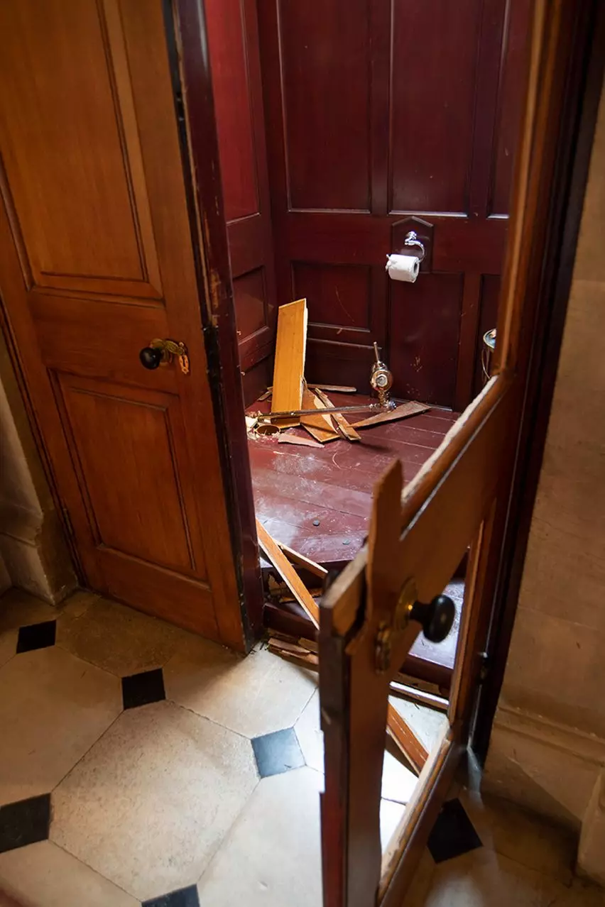 Des toilettes en or massif de 5 millions de dollars volées dans le braquage 