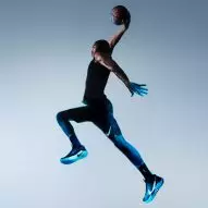Baskets de basketball intelligentes à laçage automatique Adapt BB par Nike
