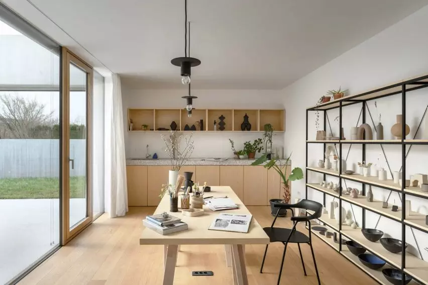 House for a Ceramic Designer de Arhitektura d.o.o