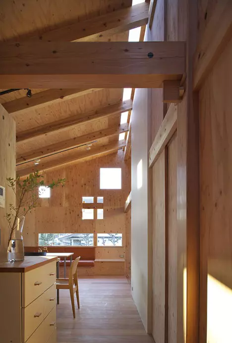 Hut In Woods – Yoshiaki Nagasaka