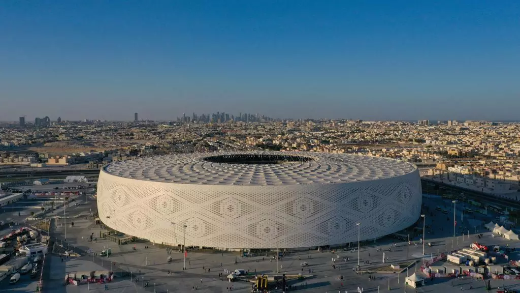 La declaración de neutralidad de carbono de la Copa Mundial de Qatar "simplemente no es creíble", dice un informe