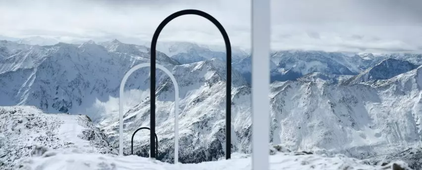 Olafur Eliassonin Out Glacial Perspectives -installaatio Hochjochferner-jäätikölle