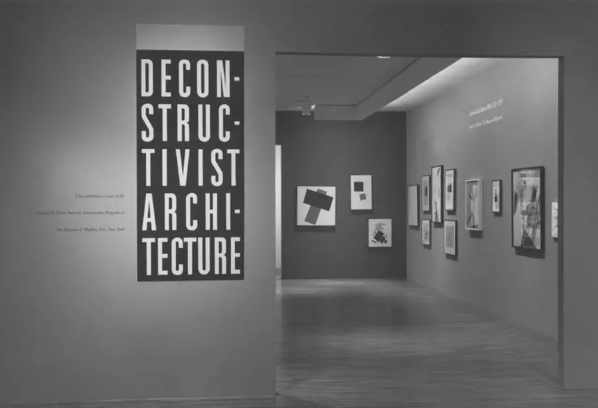 Wirja ta' arkitettura dekostruttivista fil-MoMA