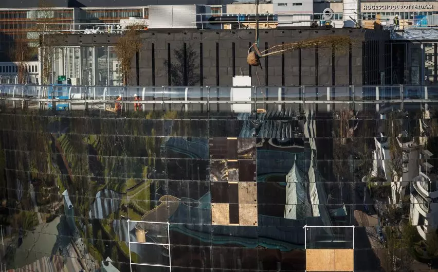 Depot Boijmans Van Beuningen ໂດຍ MVRDV mirrored facade