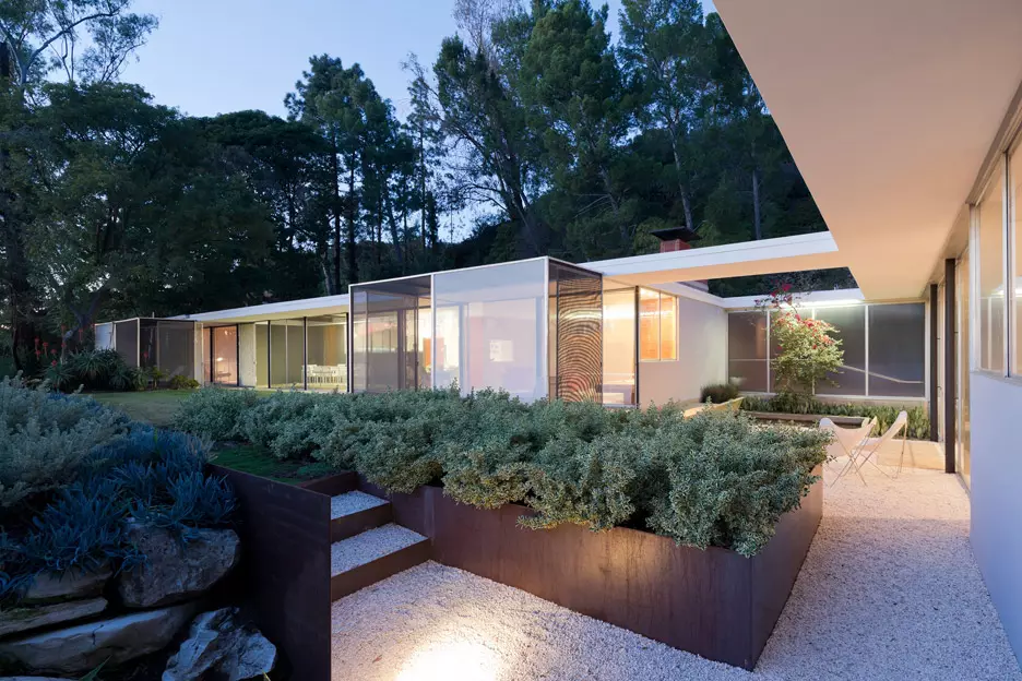 Lorcan O'Herlihy Architects မှ Julius Shulman နေအိမ်နှင့် စတူဒီယို