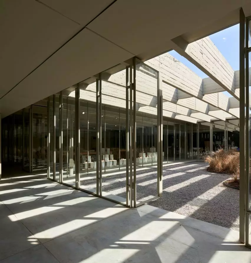 Oscar Niemeyer-ek diseinatutako etxea Libanon