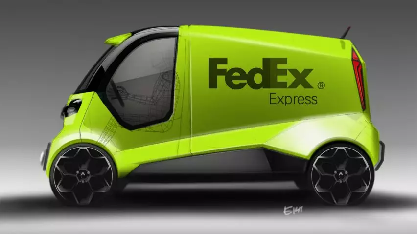 Gri bir arka plana karşı yeşil bir FedEx Express minibüsü