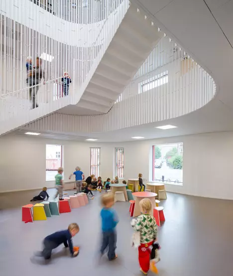 Forfatterhuset Kindergarten Copenhagen od COBE