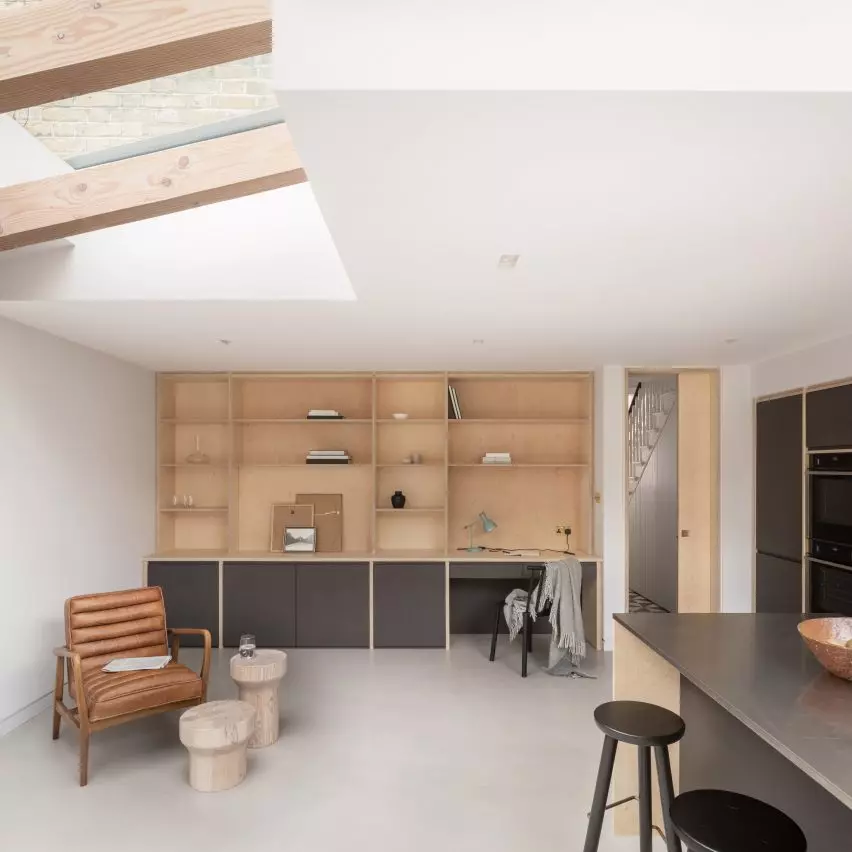 Ampliação da casa por Will Gamble Architects