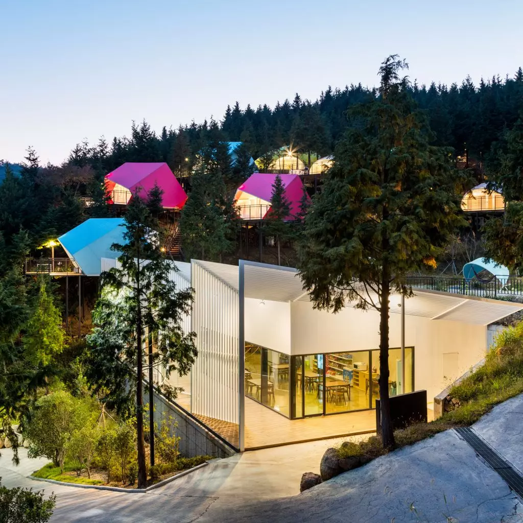 Südkoreanisches Glamping-Resort bietet Urlaubern einen Hauch von „minimalistischem Luxus“