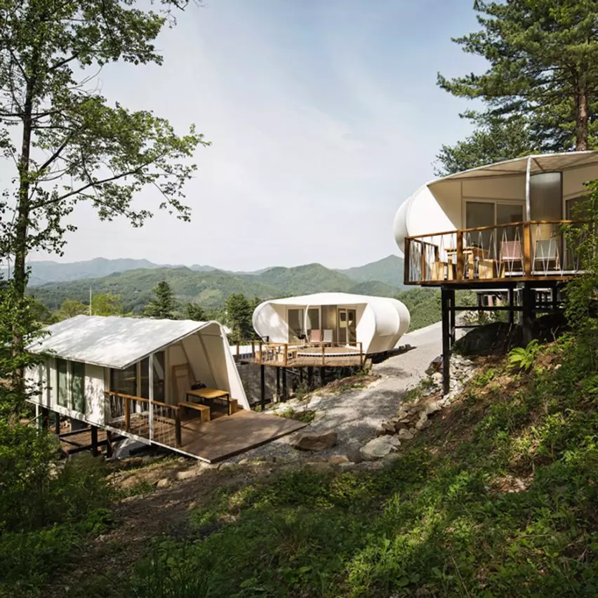 Glamping on the Rock per ArchiWorkshop, Corea del Sud