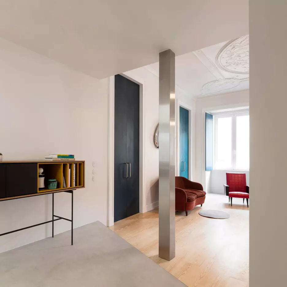 fala-atelier-chiado-apartment-lisbon-portugal-interior-adnewyddu-minimal-fernando-guerra_dezeen_936_4