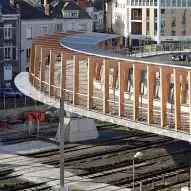 Footbridge ni Angers nipasẹ Dietmar Feichtinger Architectes