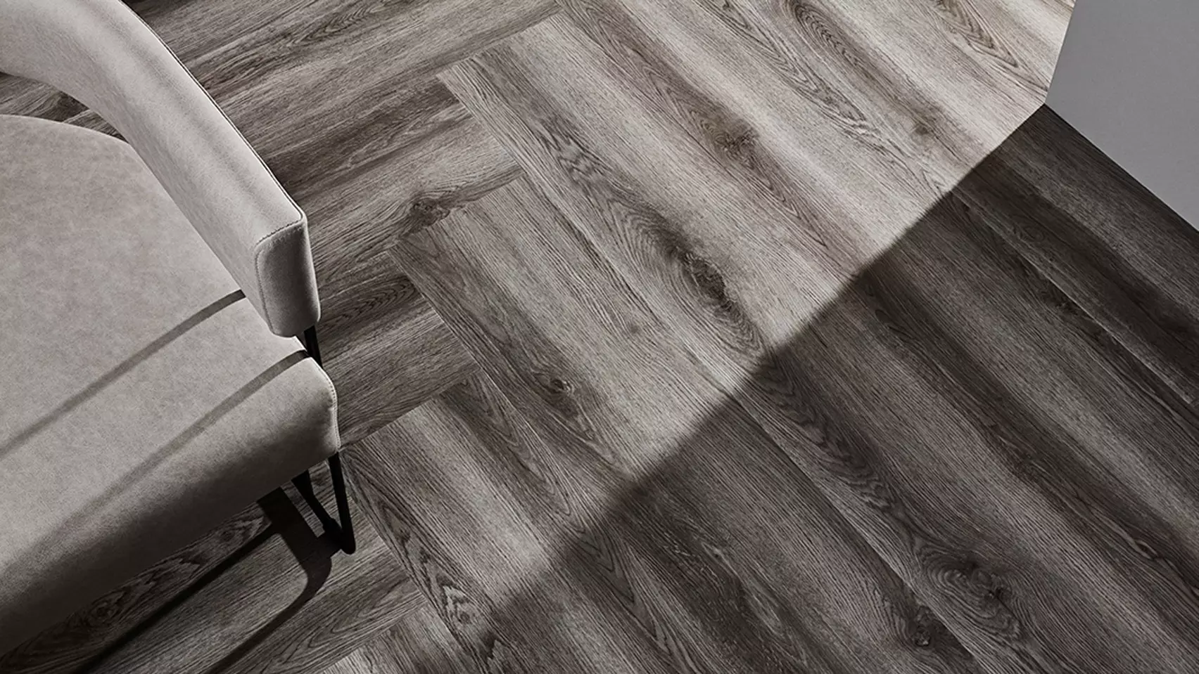 „Signature Floors“ sukurta vinilo grindų danga „88 Planks“.