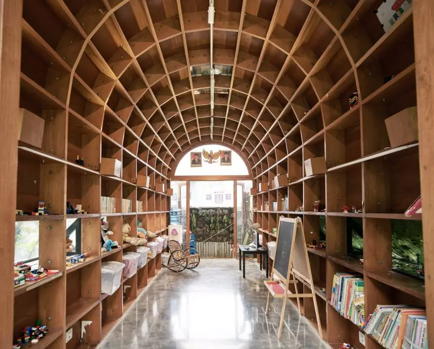 Bamboo interior ng Guha project