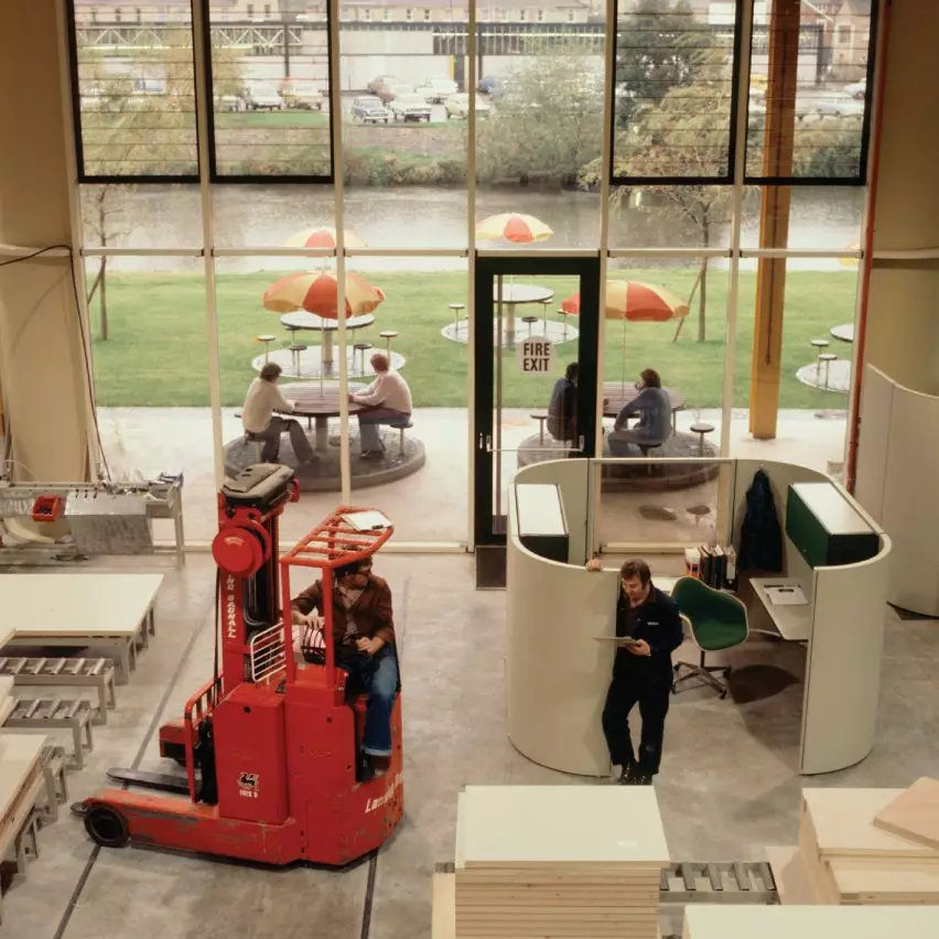 Herman Miller Factory in Bath av Grimshaw Farrell Partnership