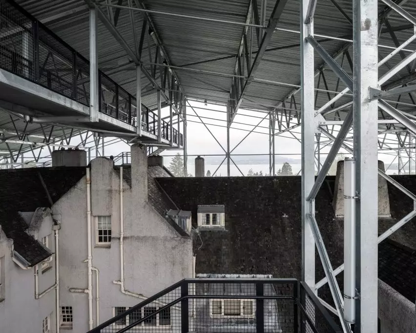 Carmody Groarke 的 Hill House Box 圍繞 Charles Rennie Mackintosh 的 Hill House 建造