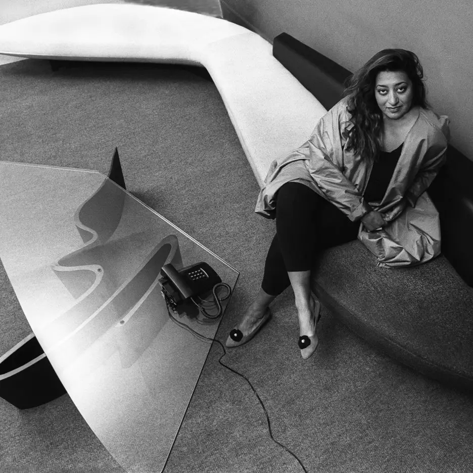 Заха Хадид в офиса си в Лондон около 1985 г