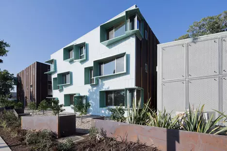 Broadway-housing-af-Kevin-Daly-Architects_dezeen_468_1