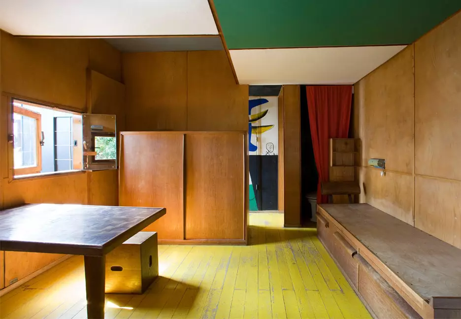 Cabanon เป็นหนึ่งใน 17 อาคาร Le Corbusier ที่เป็นมรดกของยูเนสโก