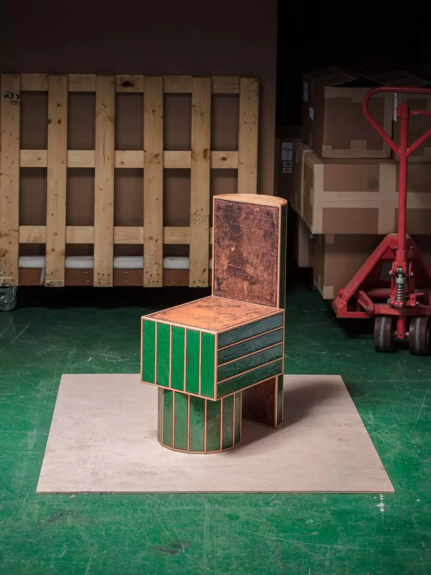 Kwangho Lee utiliza un antiguo proceso de esmaltado para crear muebles 14292_4