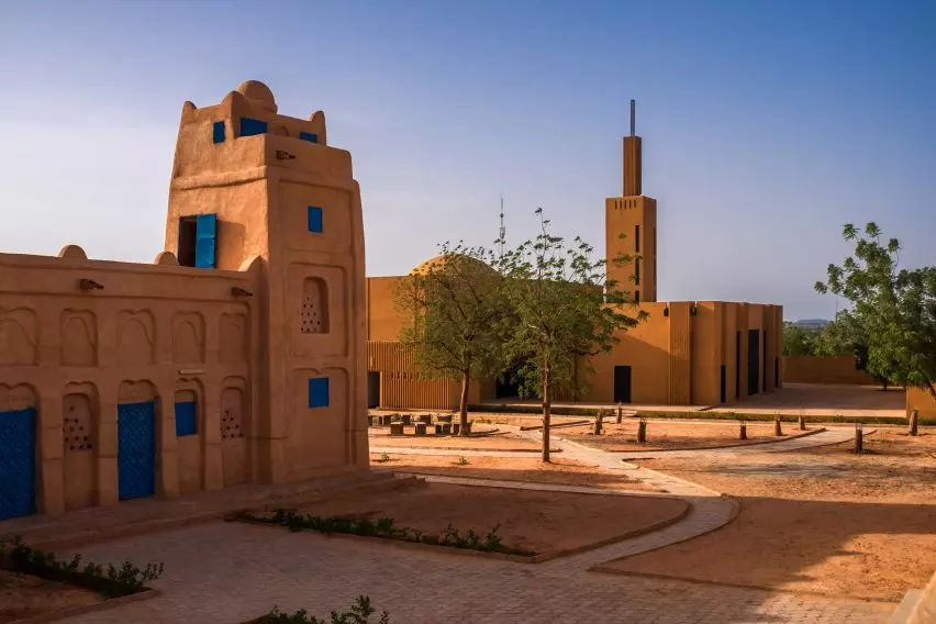 Dandaji-moskee deur Atelier Masomi in Wes-Niger, Afrika