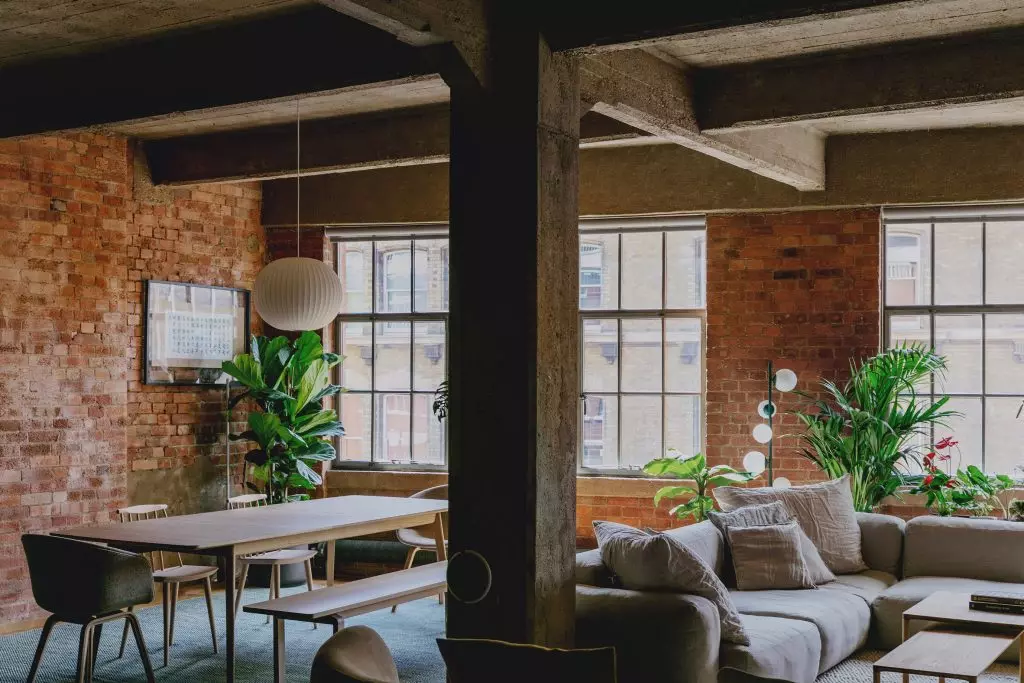 Emil Eve Architects renovira stan u skladištu u Londonu