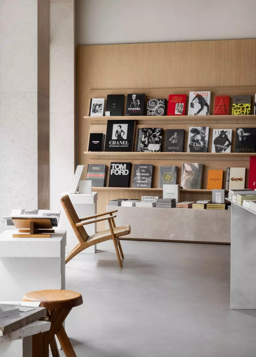 Интериор на датска книжарница