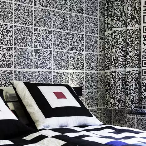 QR-Code Hotel Room by Antoine Peters