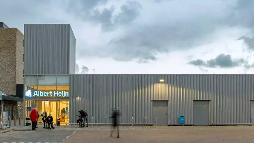 Albert Heijn supermaket מאת XVW Architectuur