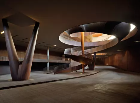 Antinori Winery ដោយ ARCHEA ASSOCIATI