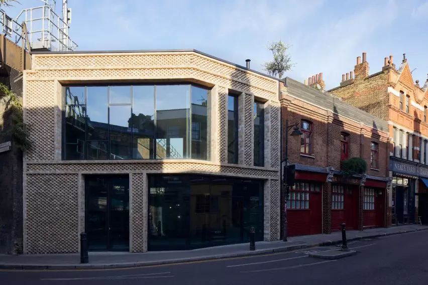 Edificio de ladrillo no sur de Londres