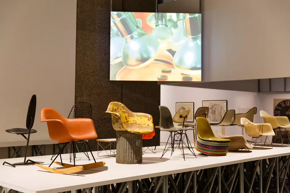 Bandhiga Dunida Charles iyo Ray Eames ee Barbican