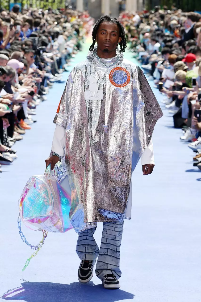 Virgil Abloh debütiert für Louis Vuitton in Paris mit einem Laufsteg in Regenbogenfarben