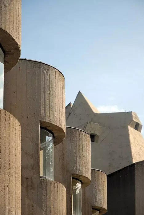 Edificios brutalistas: Iglesia de peregrinación, Neviges por Gottfried Böhm