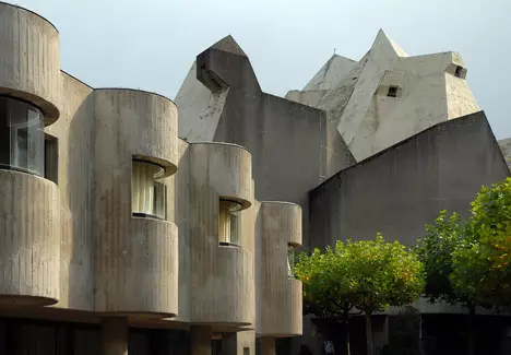 Edificios brutalistas: Iglesia de peregrinación, Neviges por Gottfried Böhm