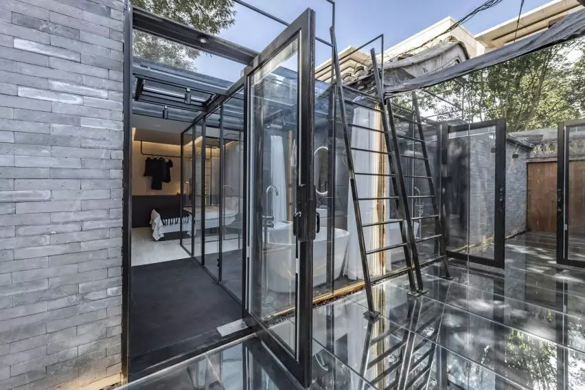 DAGA Architects foeget spegele binnenhôf ta oan tradisjoneel hutonghûs 17133_2